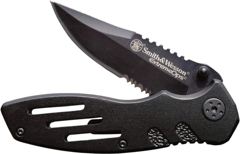Frame Lock vs. Liner Lock For Pocket Knives
